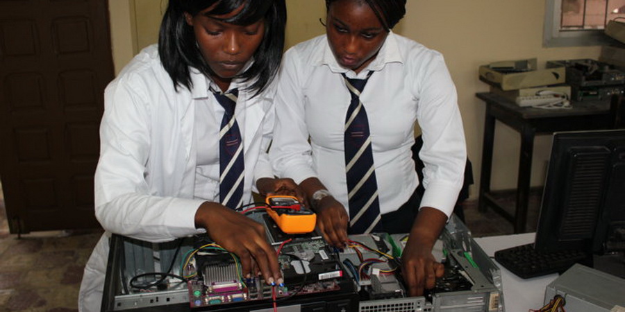 RECRUTEMENT: ATOS Sénégal recrute des Techniciens de Maintenance ...